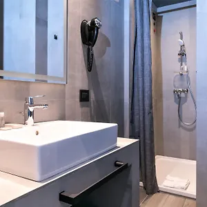 J24 Hotel Milano 4 star ★: Room, Reviews, Services and Facilities ...